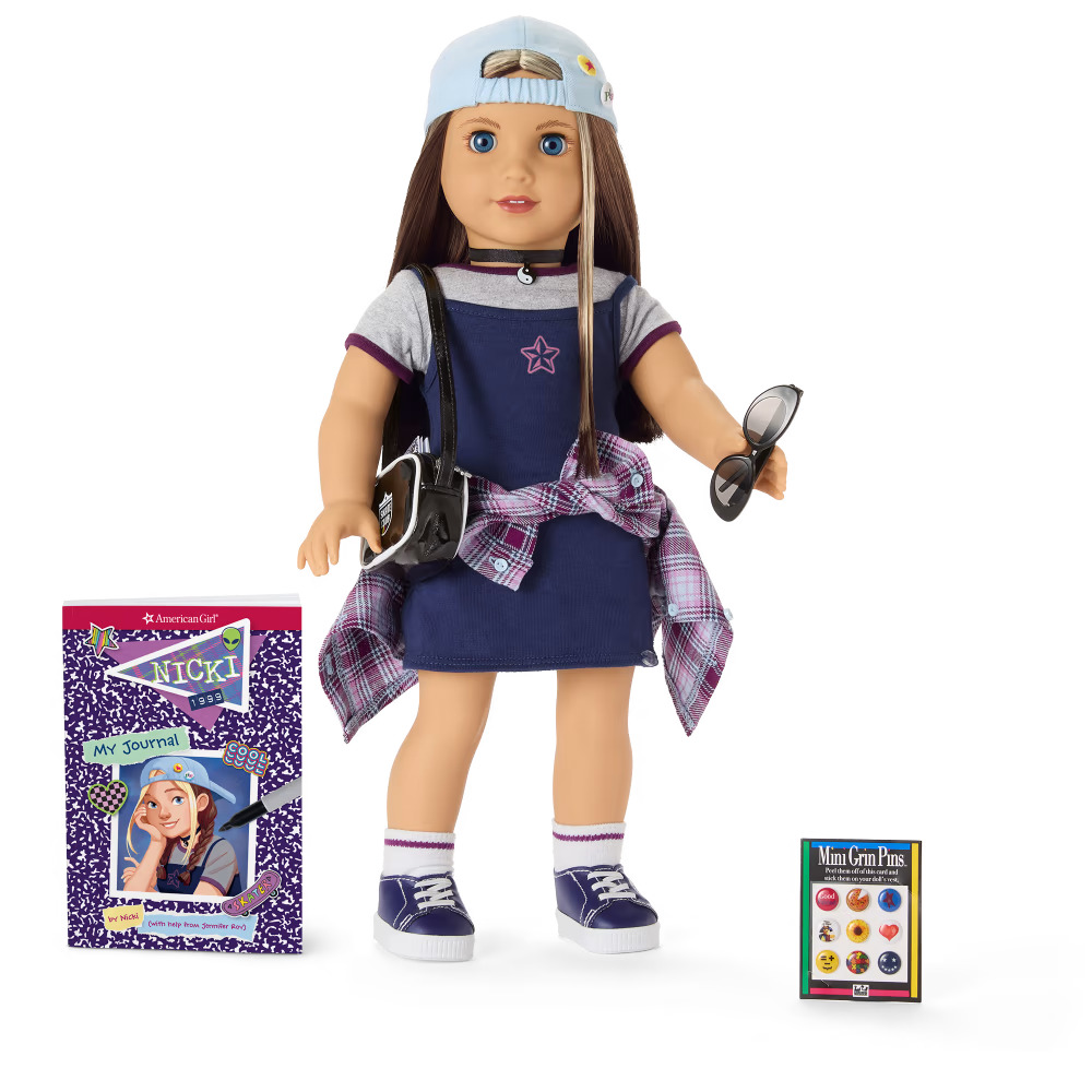 Review: Nicki Doll and Accessories – Alex D. Perreault